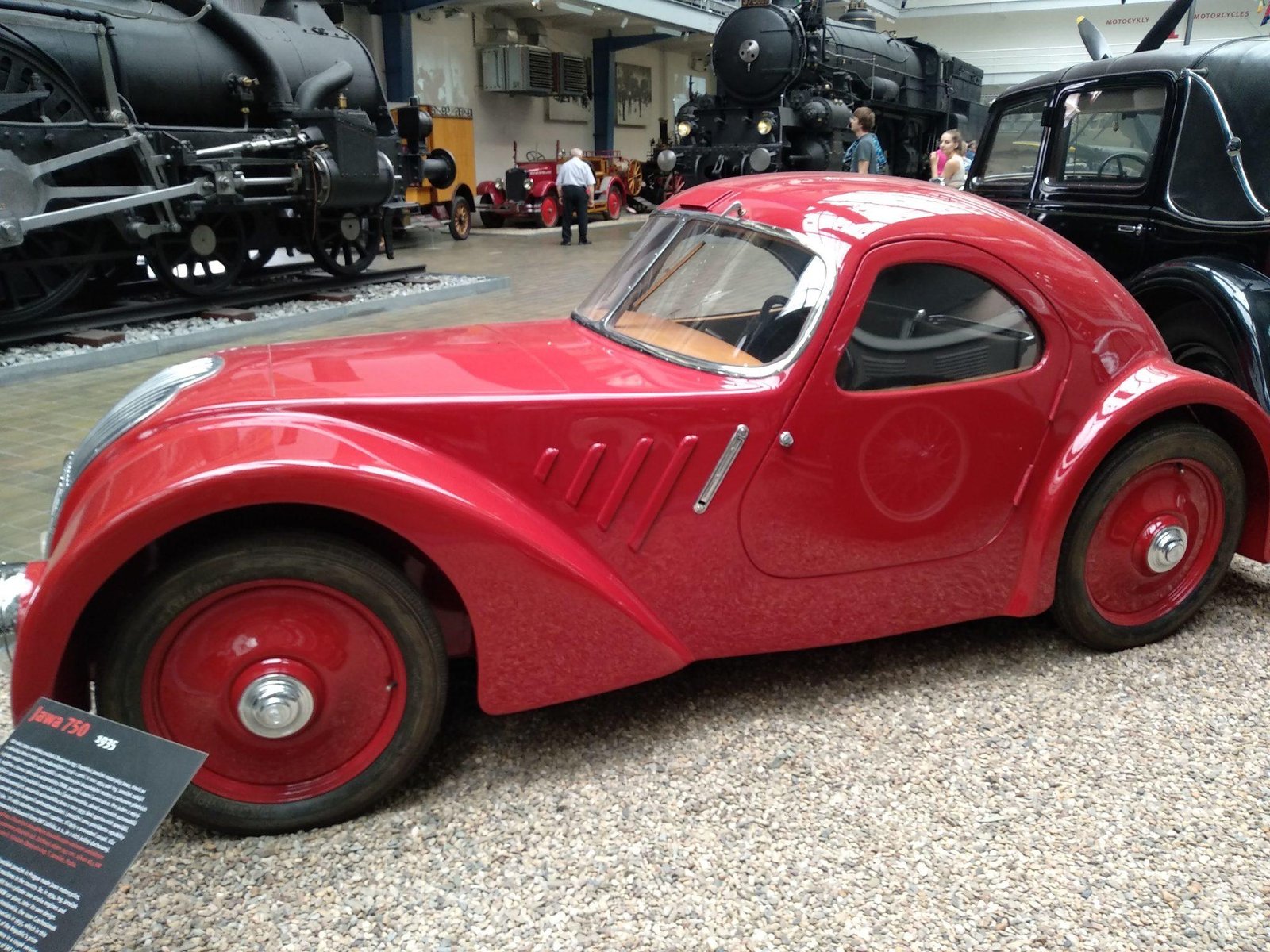 Did you know that JAWA made cars? JAWA 750 looked cute, but was also ...