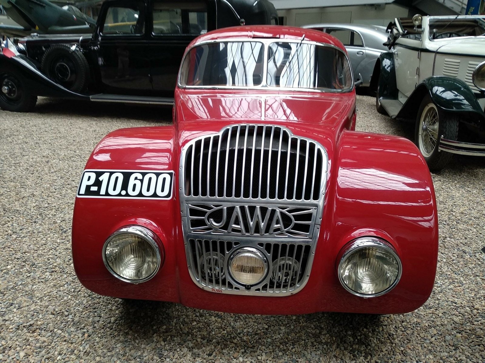 Did you know that JAWA made cars? JAWA 750 looked cute, but was also ...