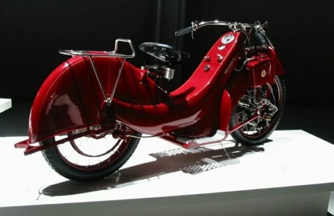 Front-wheel-drive Megola motorcycle wasn’t able to stop | Nodum.org